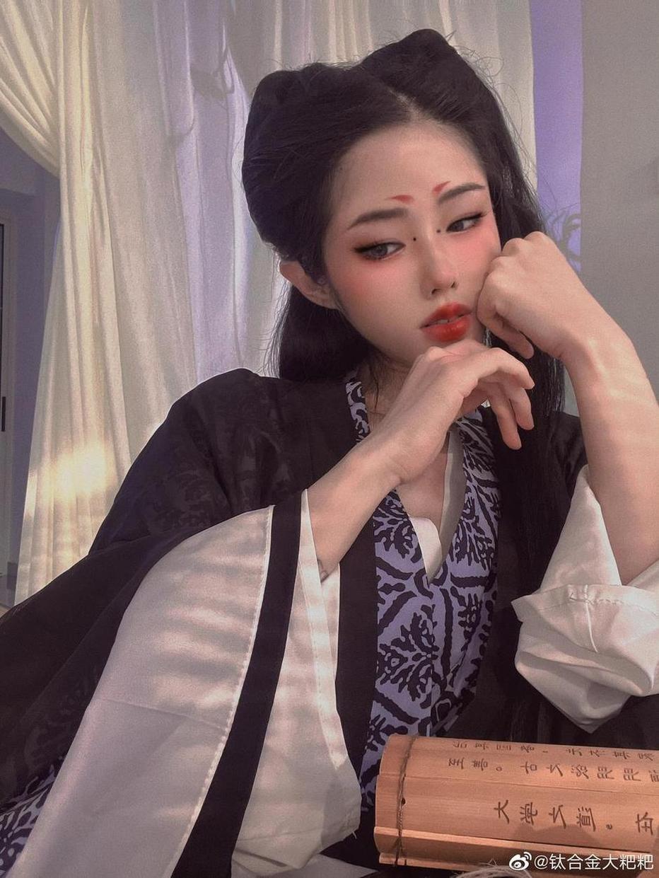 钛合金titi资源合集jm，精选最美cos作品，分享coser魅力 - 五图爵