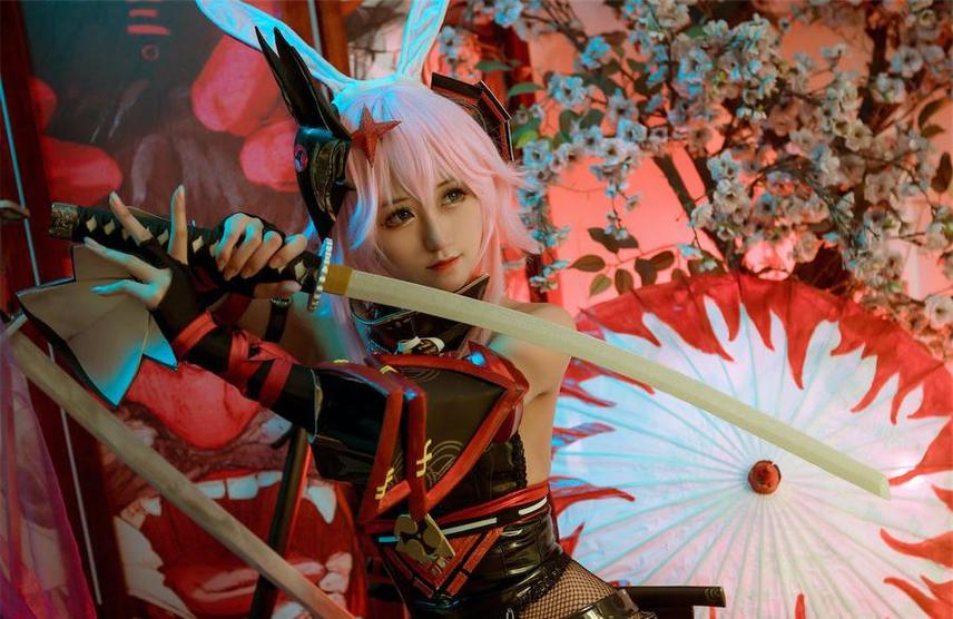 kuukow真名的cos作品合集：精选美图分享 - 五图爵